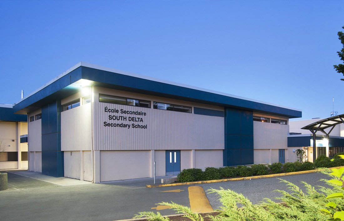 تحصیل در مدرسه South Delta کانادا - گروه پیوند